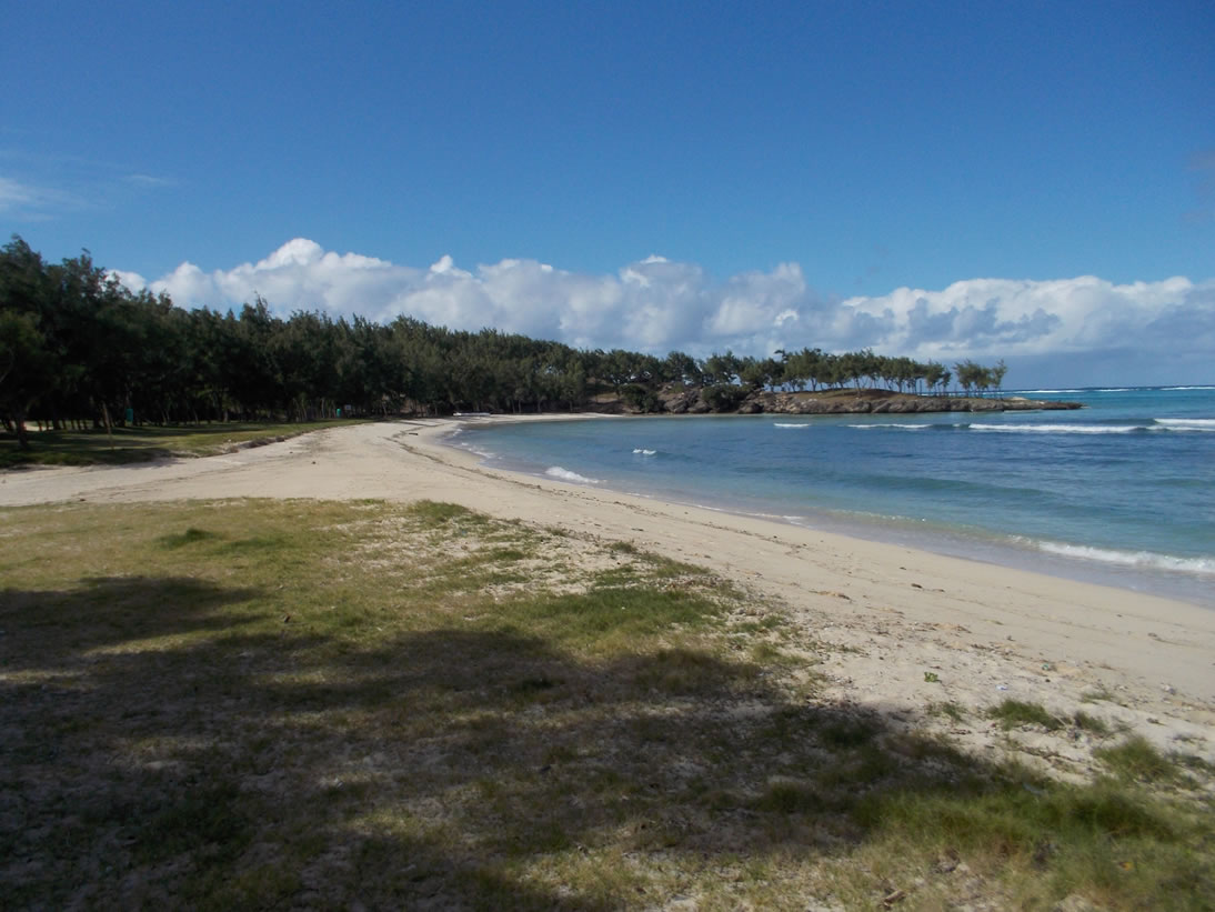 La Plage de Gravier - Gravier Beach House - Rodrigues Gravier Beach ...